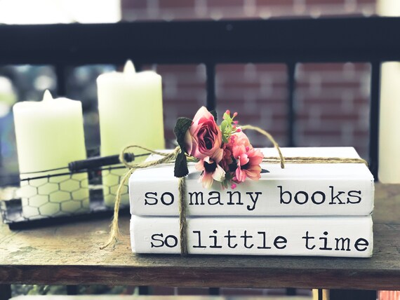 Book lover quote / home library décor/ bibliophile gift/ | Etsy