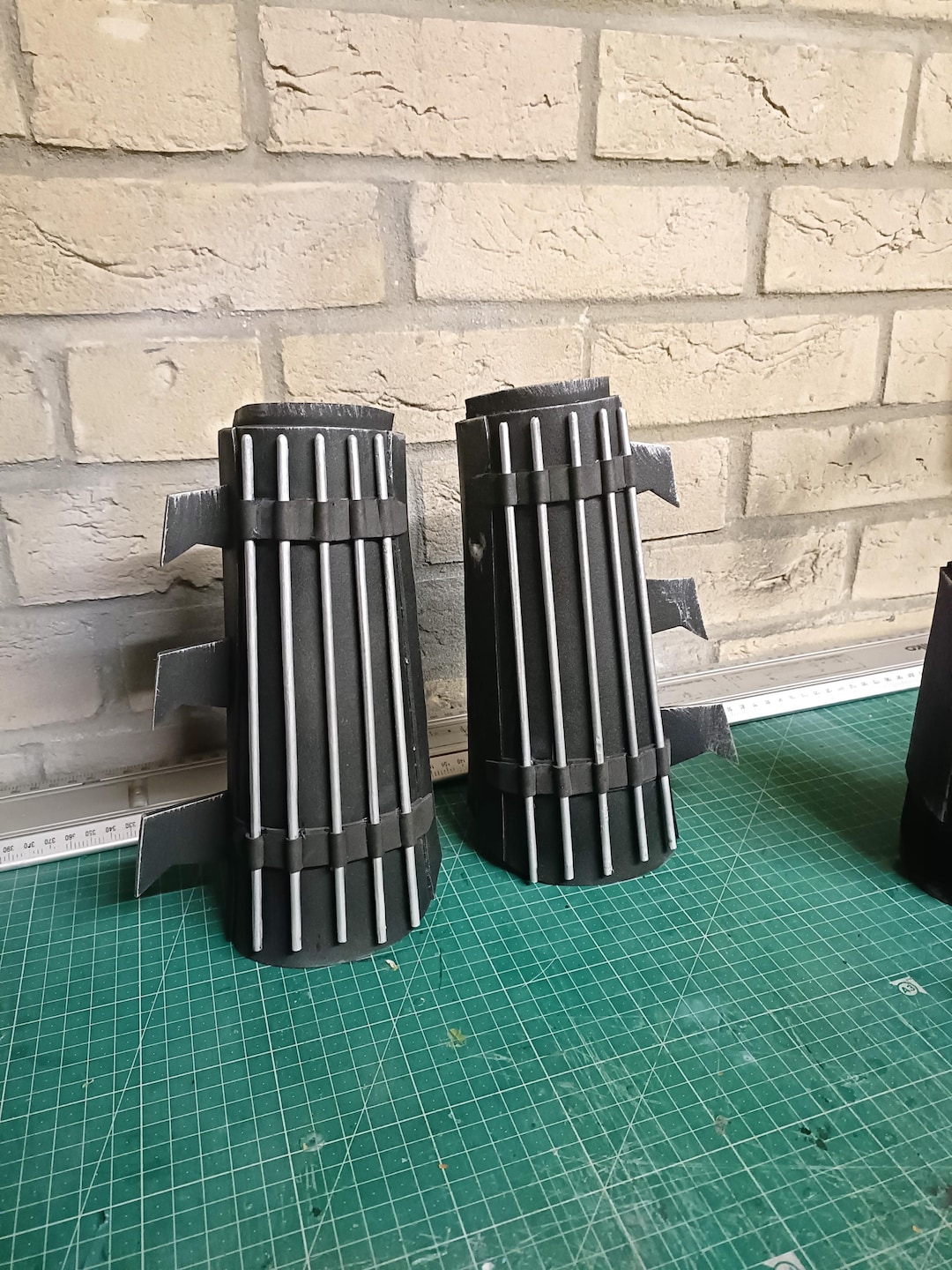 The Batman 2022 Gauntlets V2 - Etsy