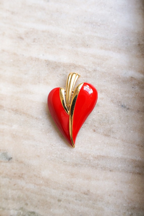 italian enamel heart brooch - Gem