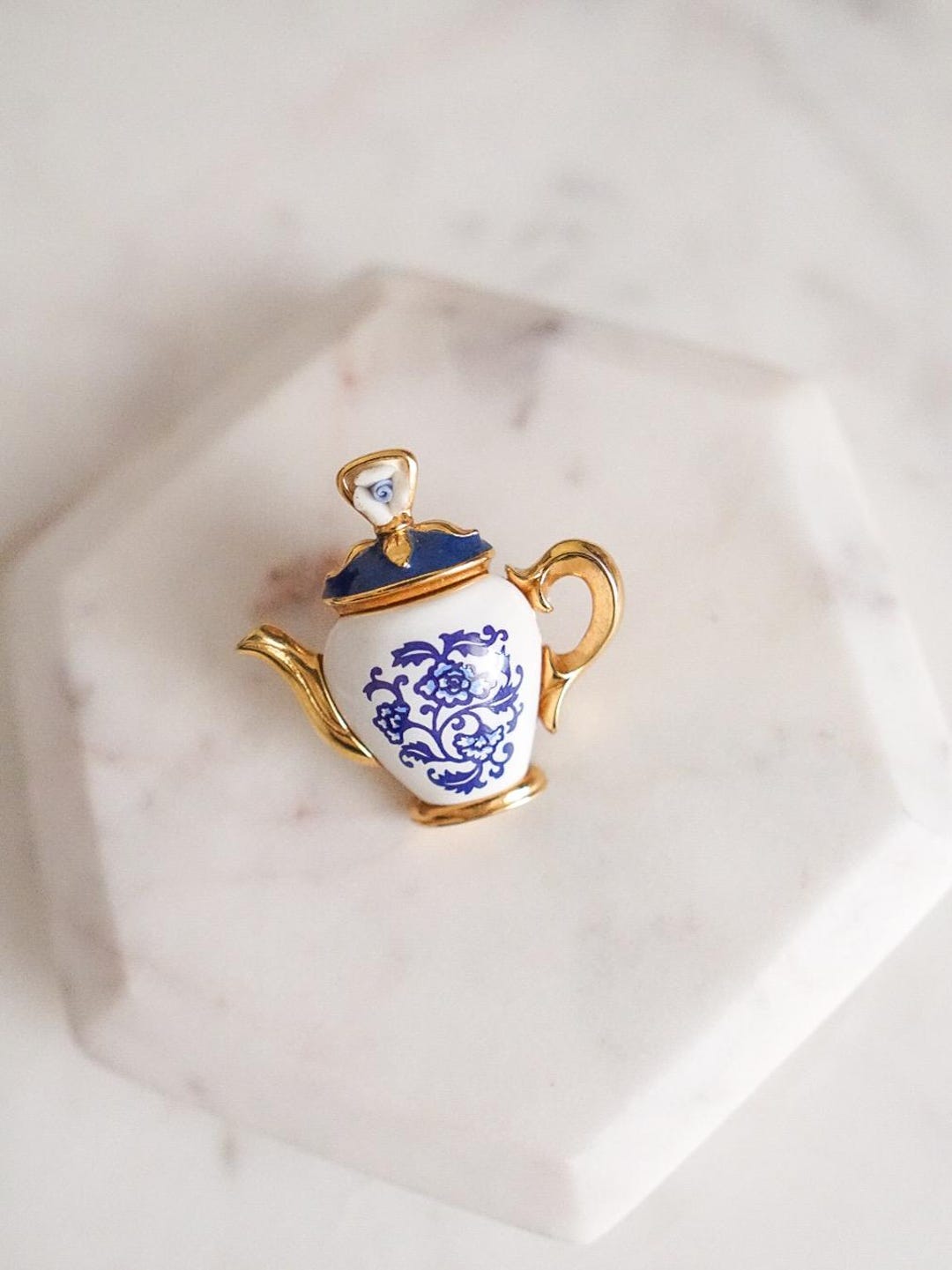 Vintage Porcelain Teapot Pin Stamped AVON, White and Blue Floral ...