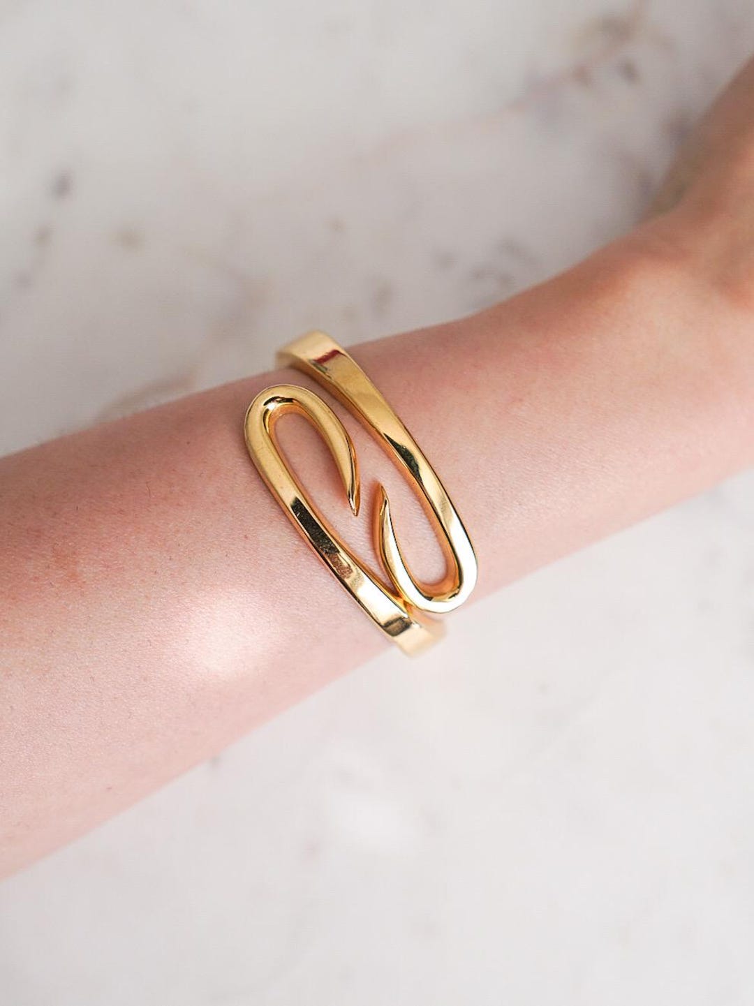 VTG MOD Gold Shiny Bypass Hinged Bangle Bracelet, With Swirl Details ...