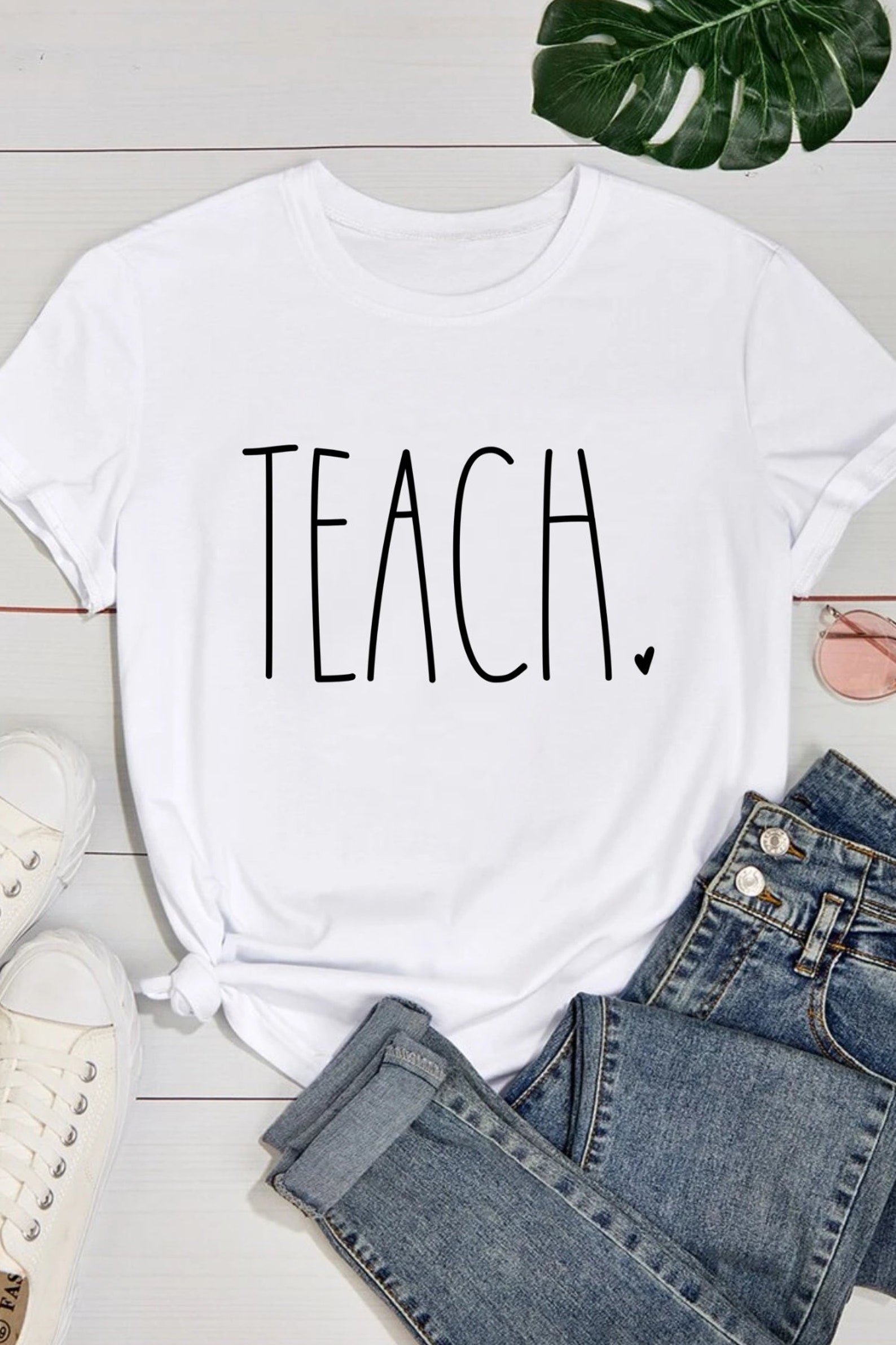 Teach Tee SVG/ Back to School SVG / Teacher SVG / Digital Cut File - Etsy