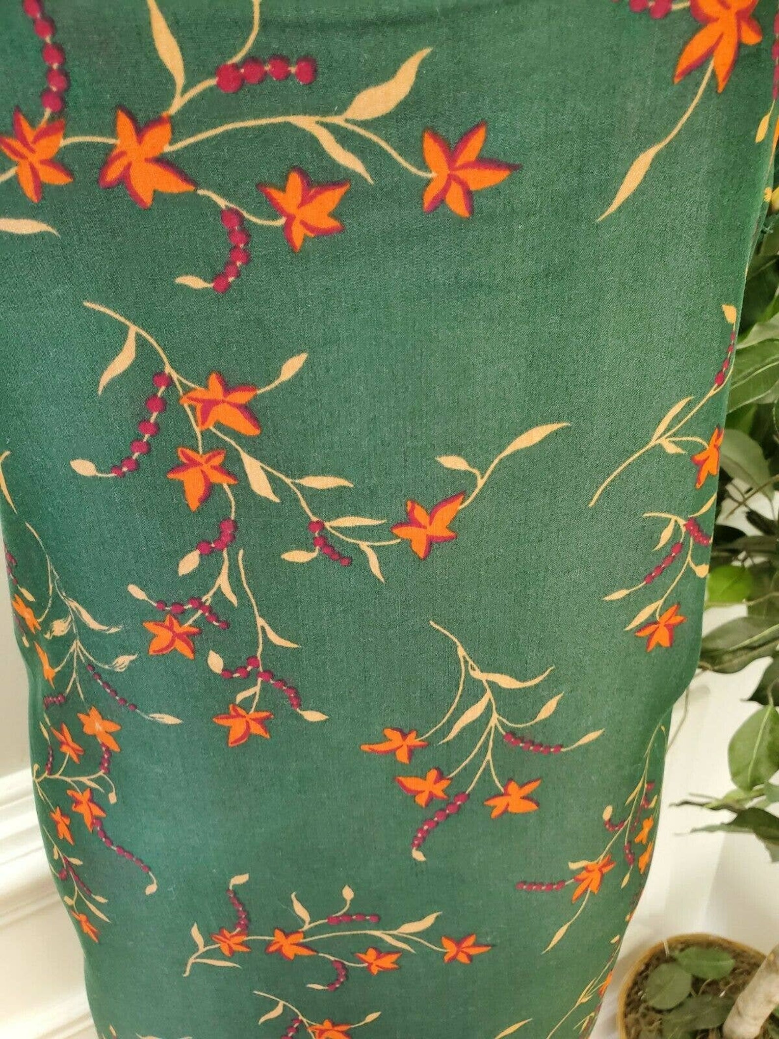 Vintage Original TY Wear Green Round Neck Sleeveless Knee Length Dress ...