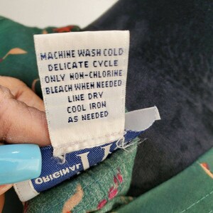 Vintage Original TY Wear Green Round Neck Sleeveless Knee Length Dress ...