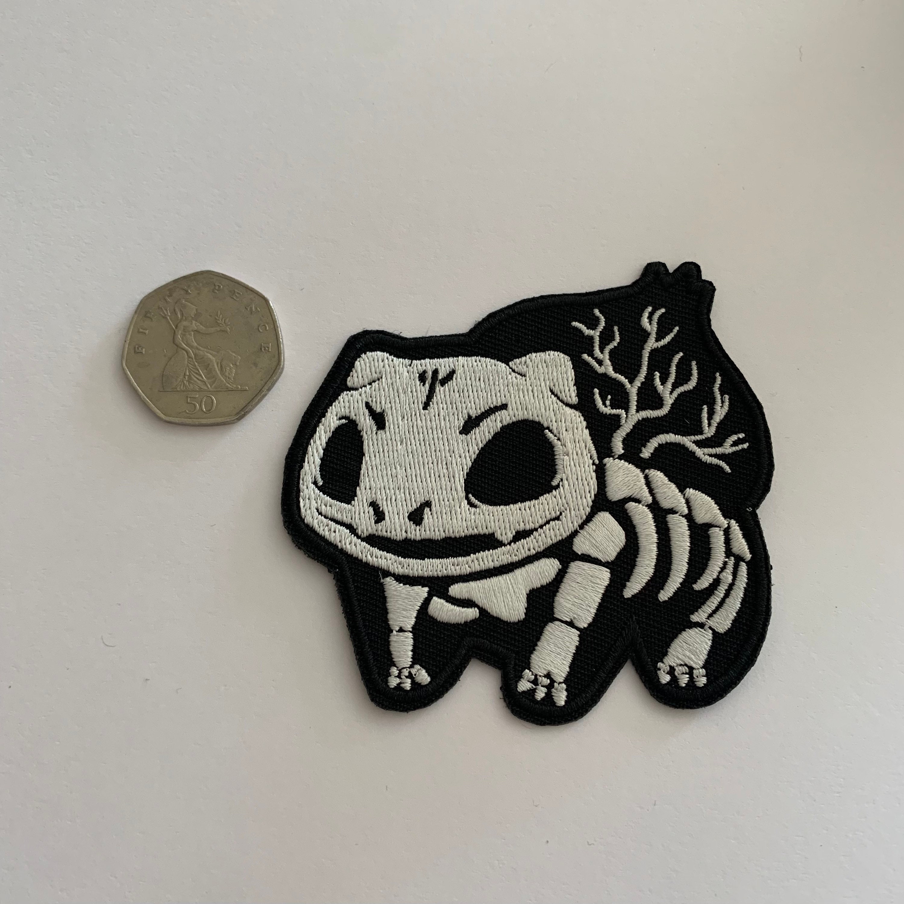 Spooky Bulbasaur Patch | Etsy