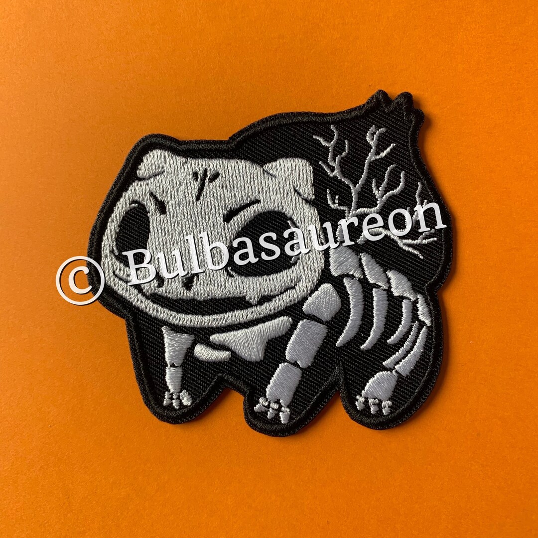 Spooky Bulbasaur Patch - Etsy