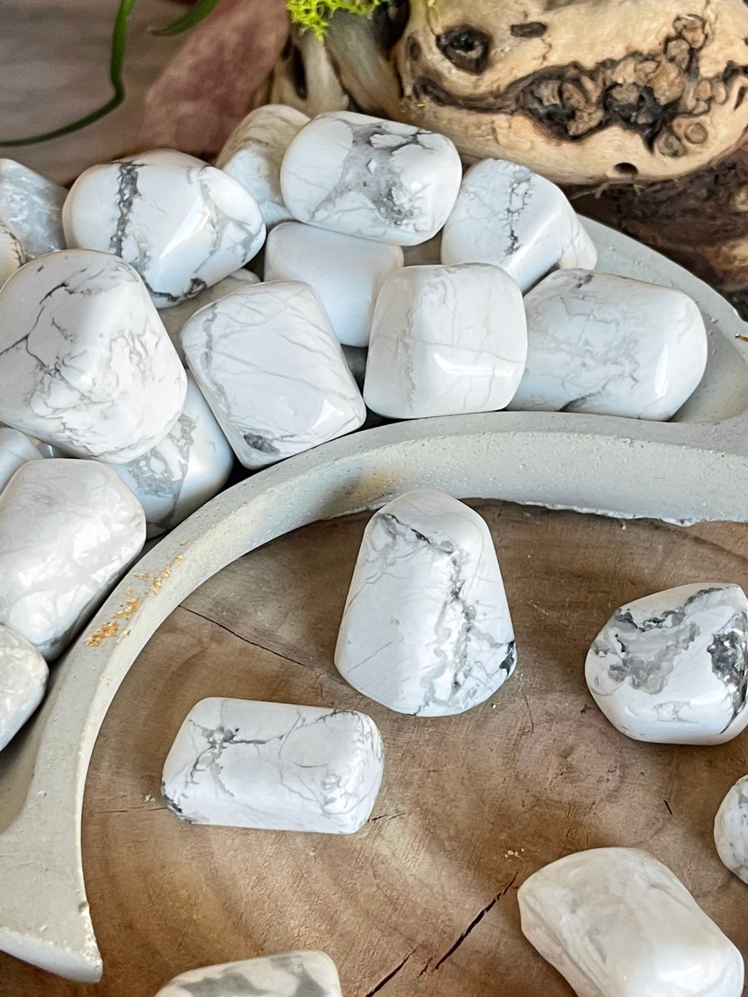 Natural Howlite Tumbled Stones, Chakras, Reiki, Pocket Stones, Crystal ...