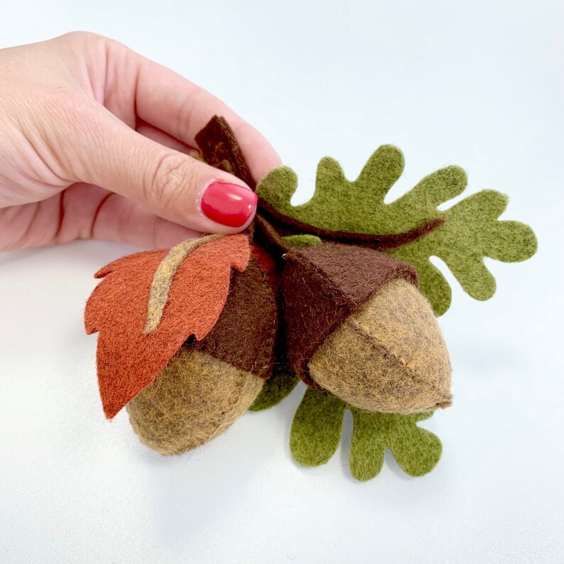 Acorn felt pattern felt acorn toy woodland baby mobile | Etsy