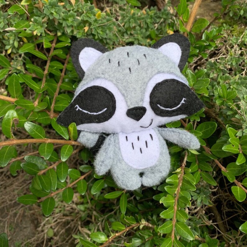 Woodland raccoon baby mobile raccoon nursery raccoon felt | Etsy