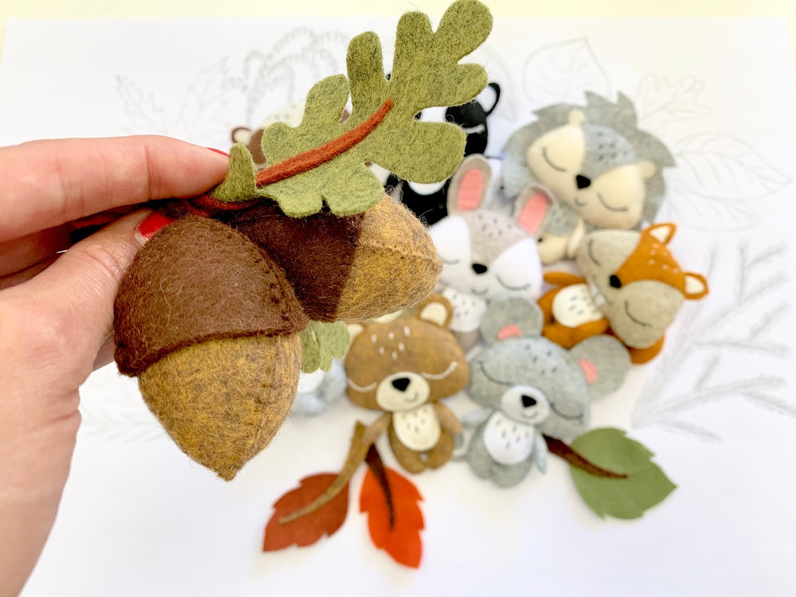 Acorn felt pattern felt acorn toy woodland baby mobile | Etsy