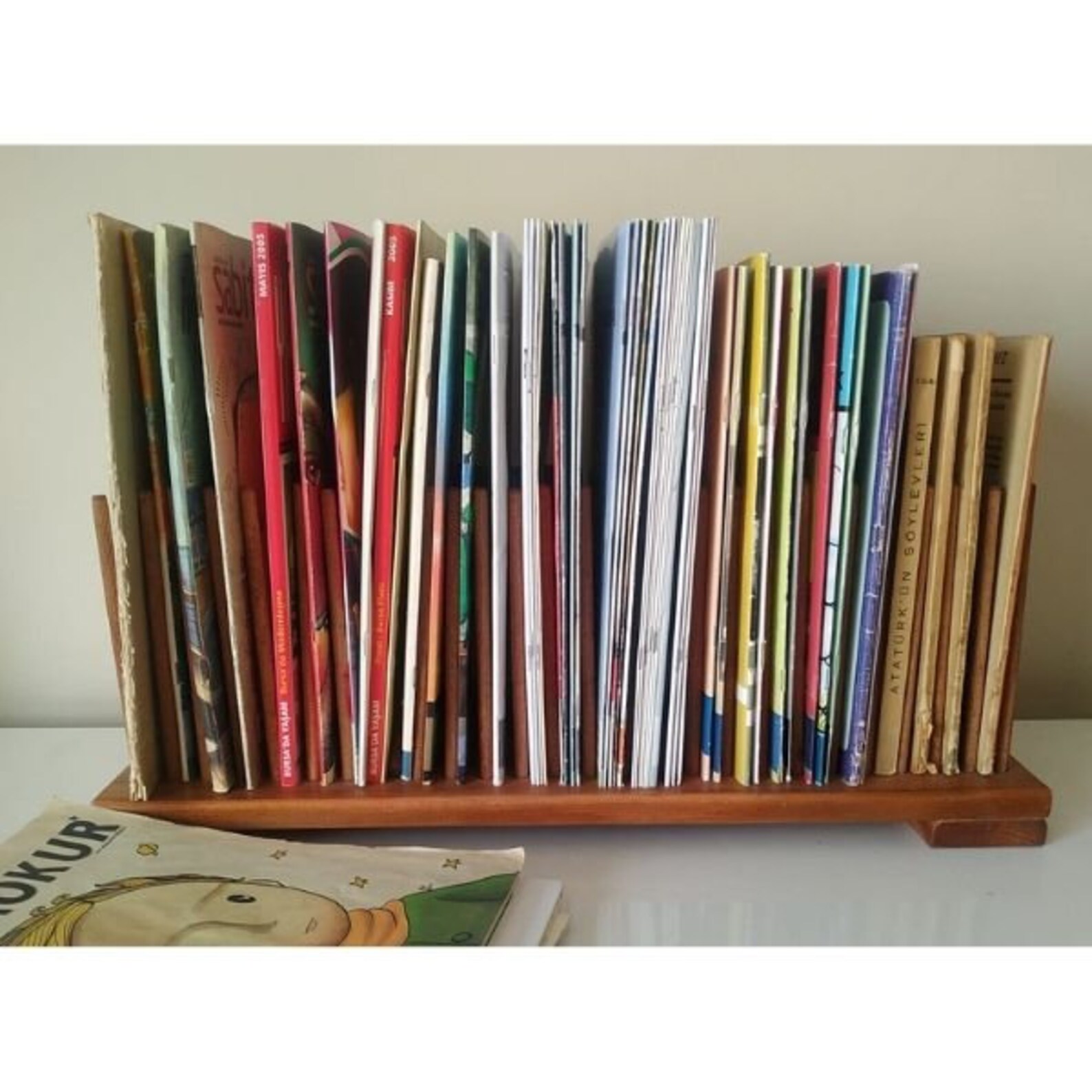 Portable Book Storage / Book Case Natural Walnut Brown Handmade - Etsy UK