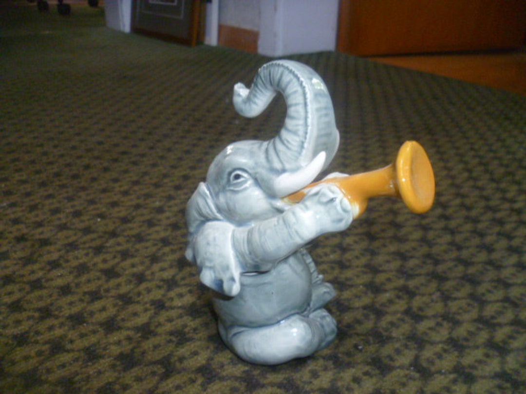 Goebel Figurine Elephant Playing Horn No.33131 Height 14 Cm Shipping 5 ...
