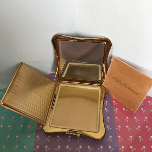 Collectible Elgin American Compact - Etsy