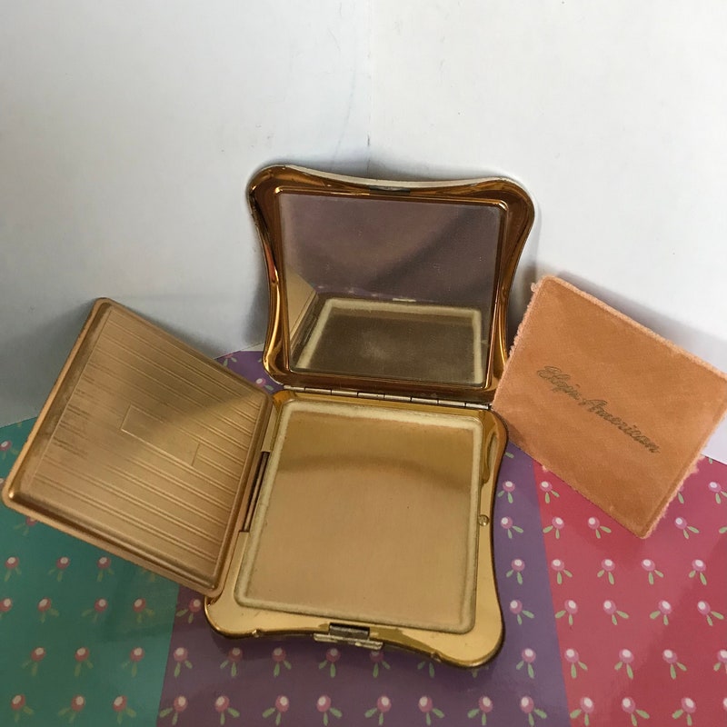 Collectible Elgin American Compact - Etsy