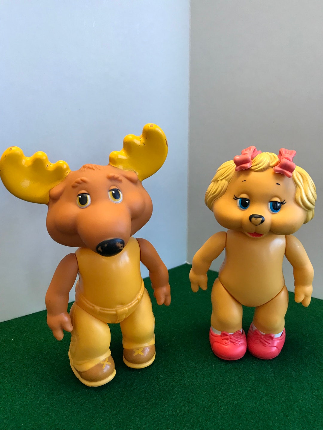 1984 Dottie Dog & Montgomery Moose - Etsy