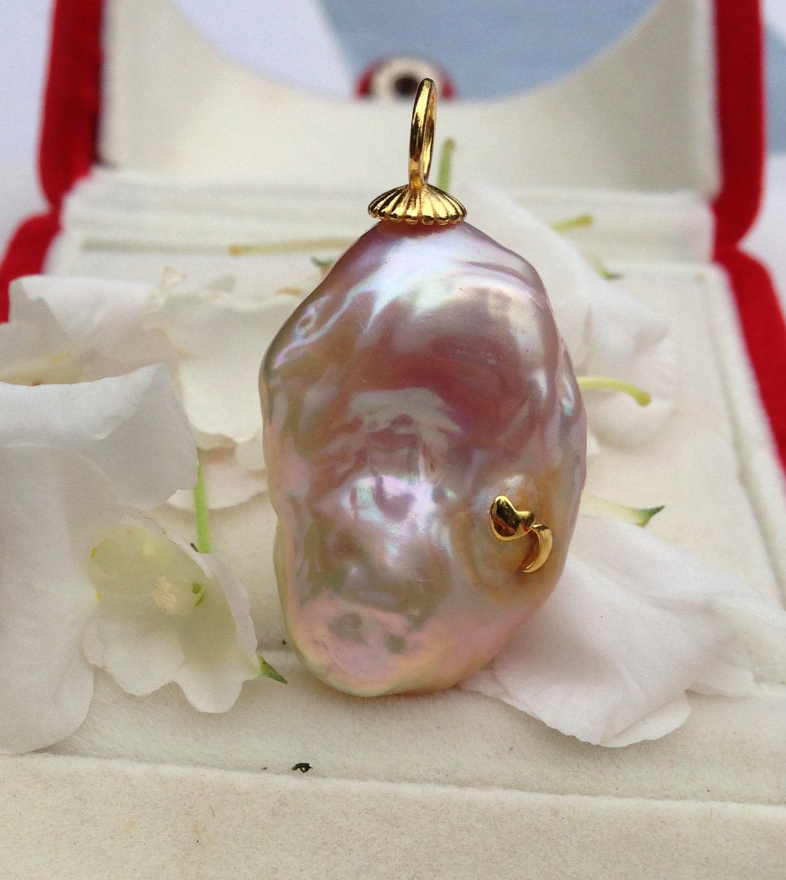 Luxury Rainbow Green Baroque Large Freshwater Pearl Pendant, Fireball ...