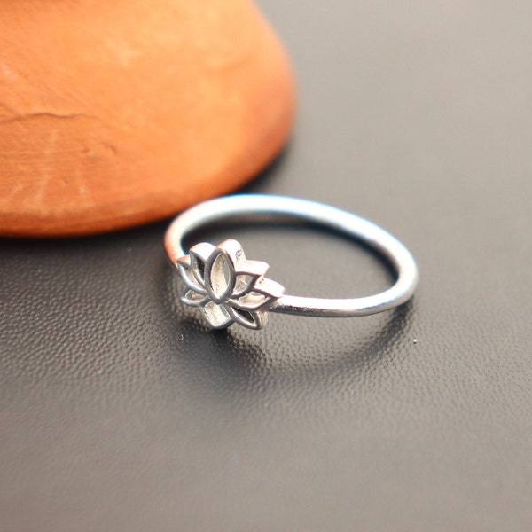 Silver Lotus Ring - Etsy