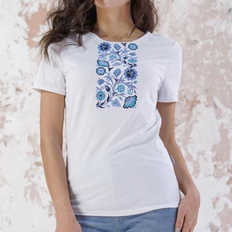 Embroidered Tee - Etsy