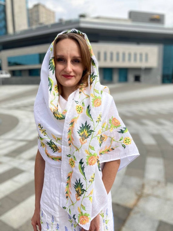 Embroidered linen scarf women Floral embroidery linen scarf Navy linen scarf Wide long scarf with flowers Lightweight summer shawls Etsy France