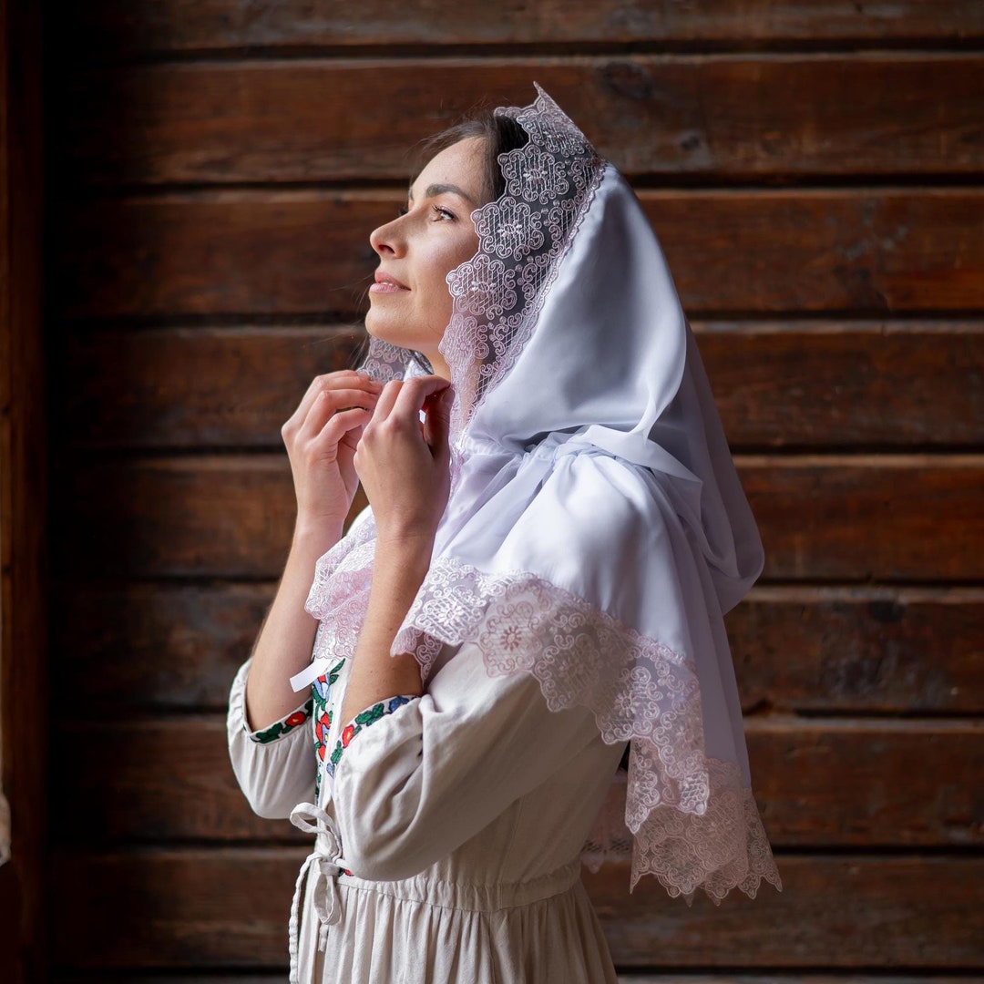 White Floral Lace Veil, Christian Head Covering, Catholic Chapel Veil ...