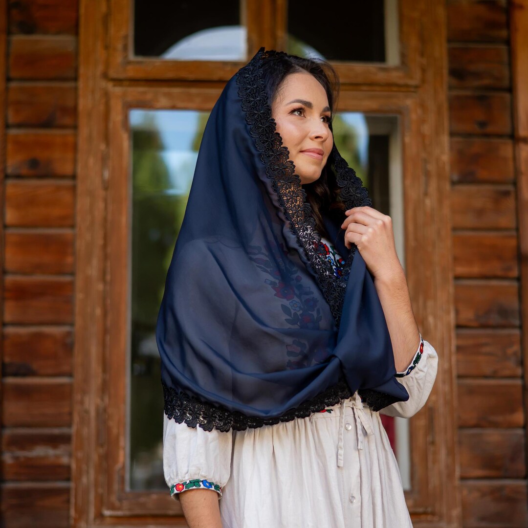 Black Lace Catholic Veil for Mass, Navy Infinity Veil, Catholic ...