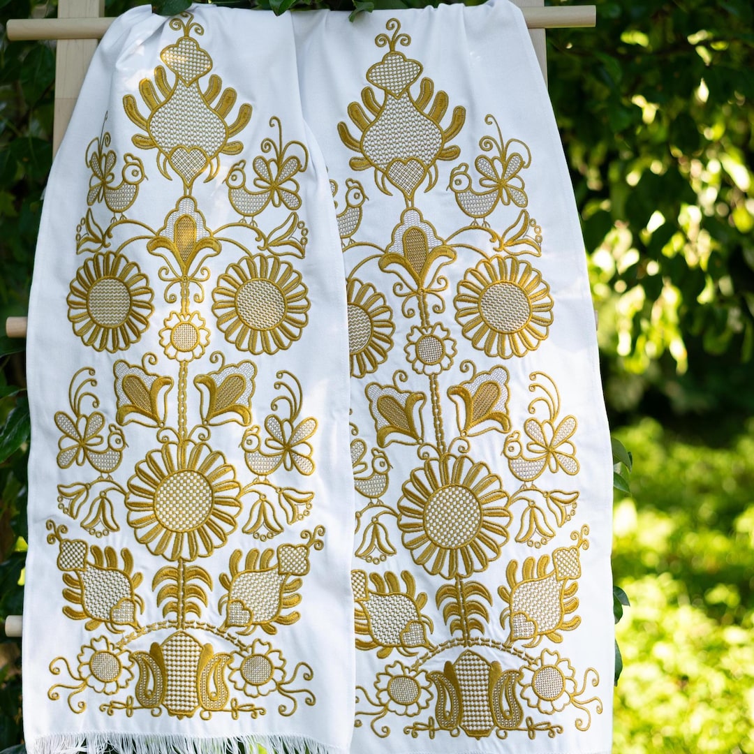 Traditional Ukrainian Wedding Rushnyk With Gold Floral and Bird ...