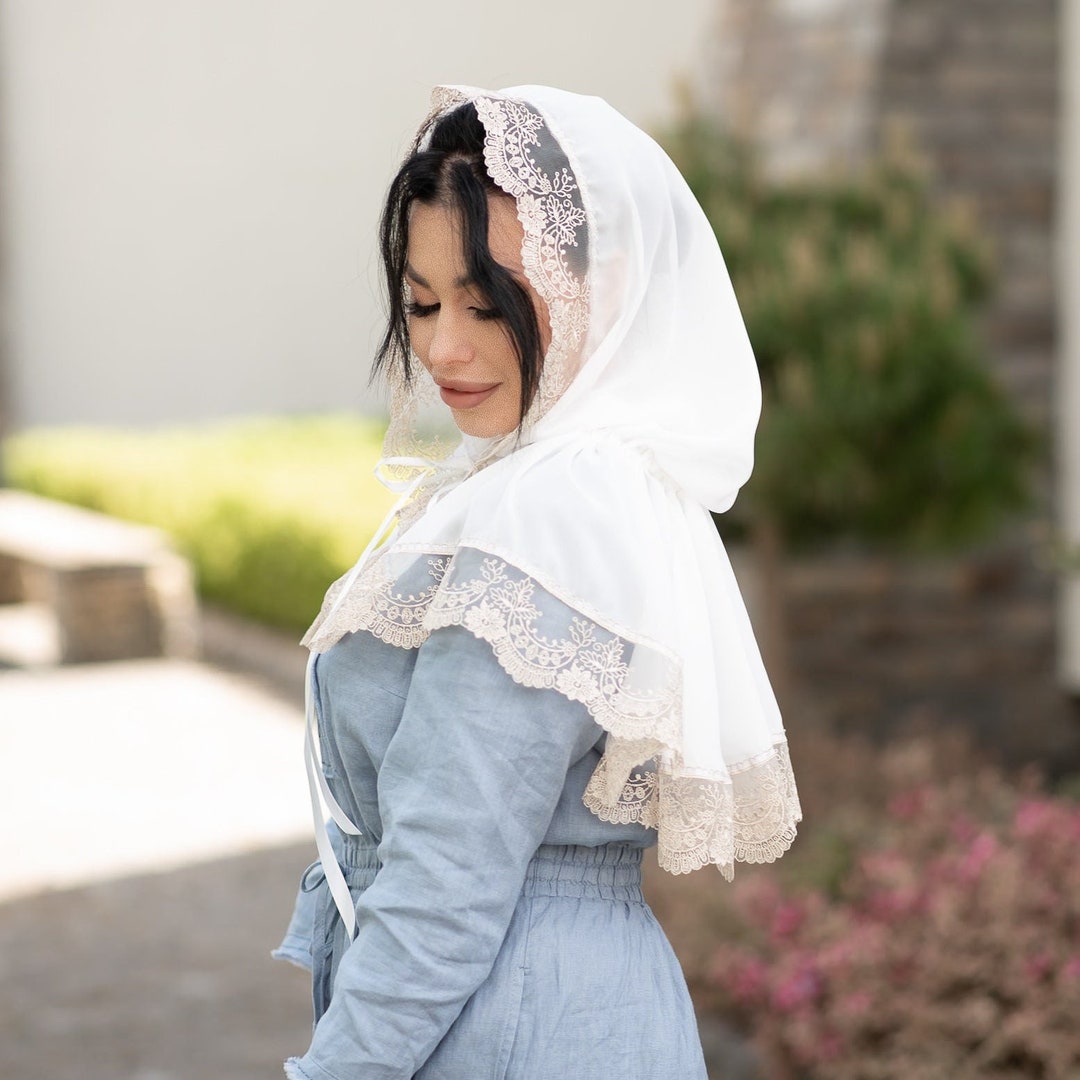 Lace Catholic Veil for Mass, Ivory Mantilla, Ivory Church Veil, Lace ...