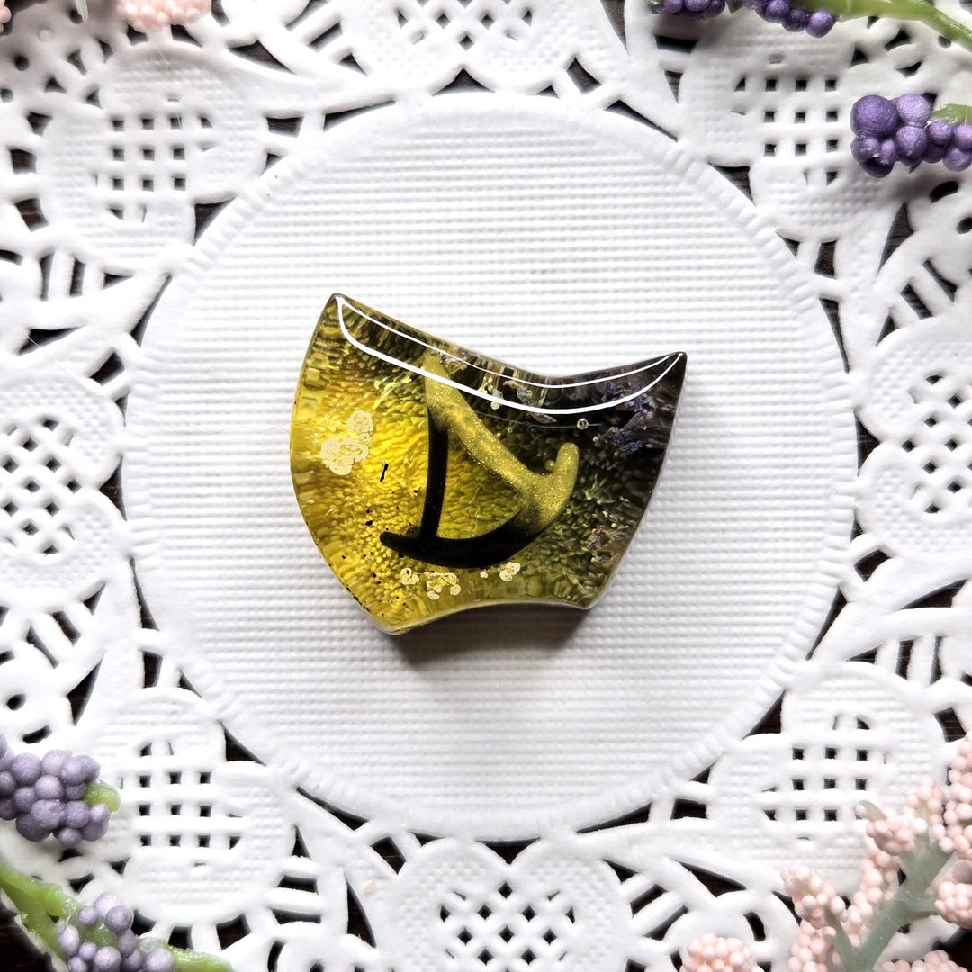 Queen Bee Summoner FFXIV Soul Crystal / Job Stone [pre-made] - Etsy