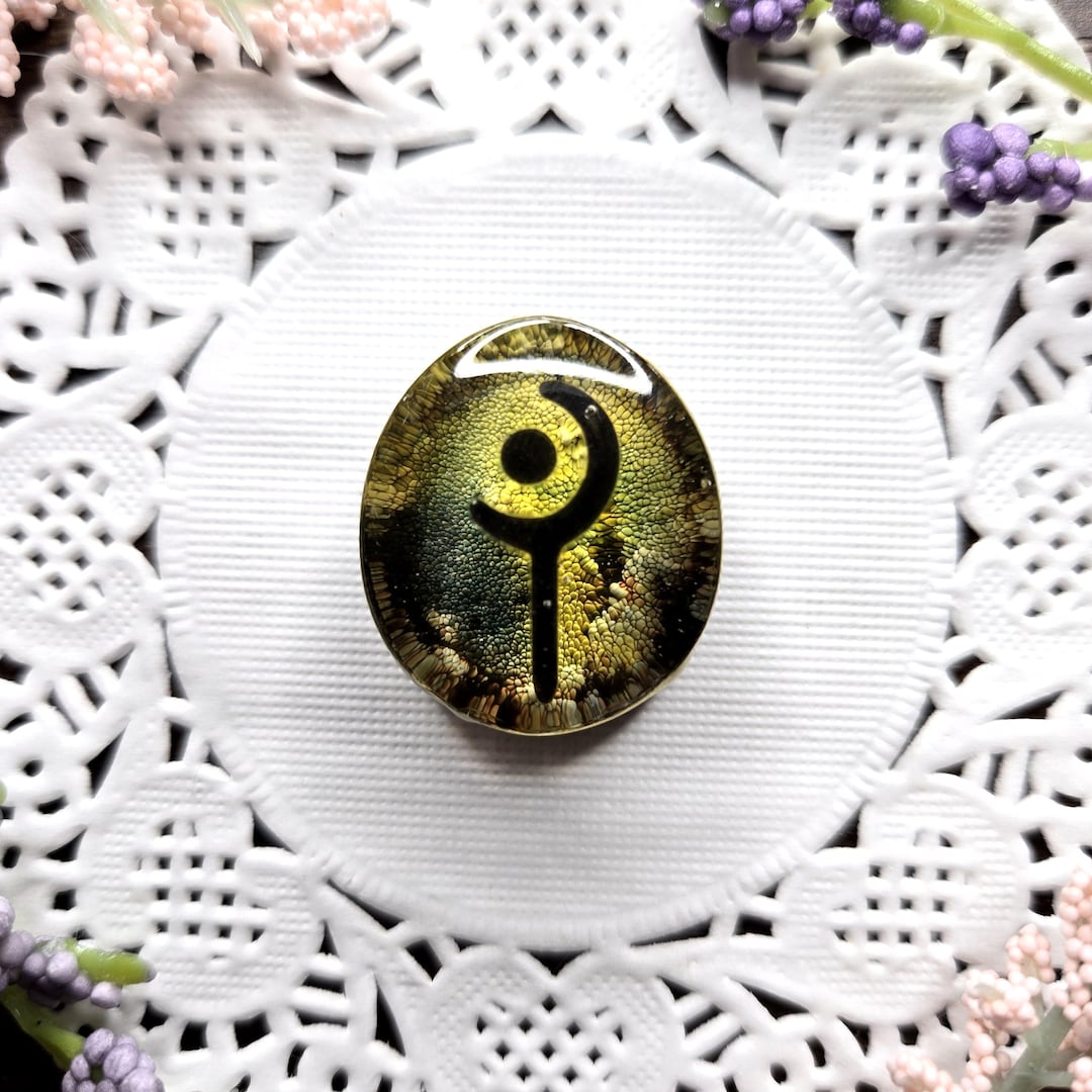 Queen Bee White Mage FFXIV Soul Crystal / Job Stone [b-grade] [pre-made ...