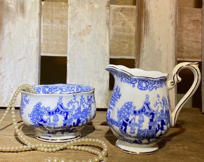 1930s Royal Albert Blue Willow Crown China Sugar and Creamer Set - Etsy