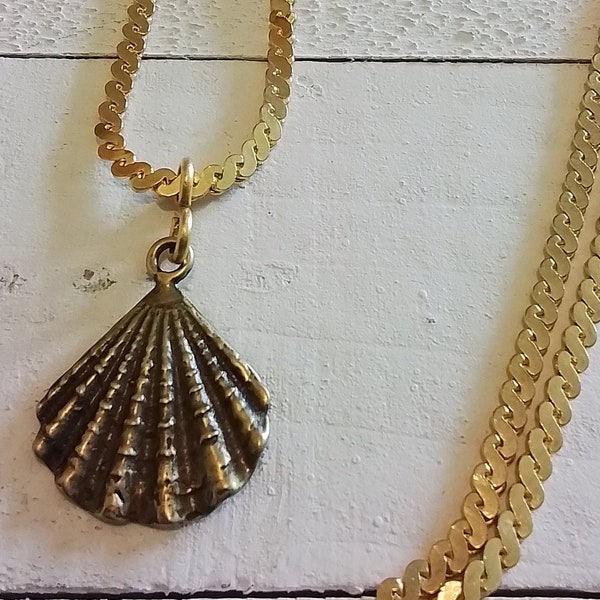 Gold Shell Necklace - Etsy