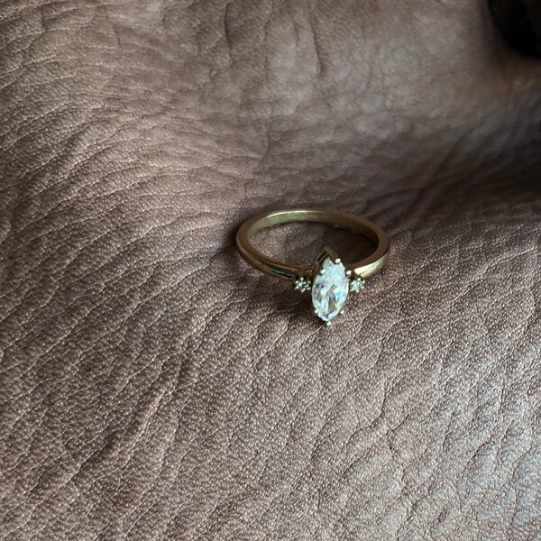 Simple Elegant Ring - Etsy