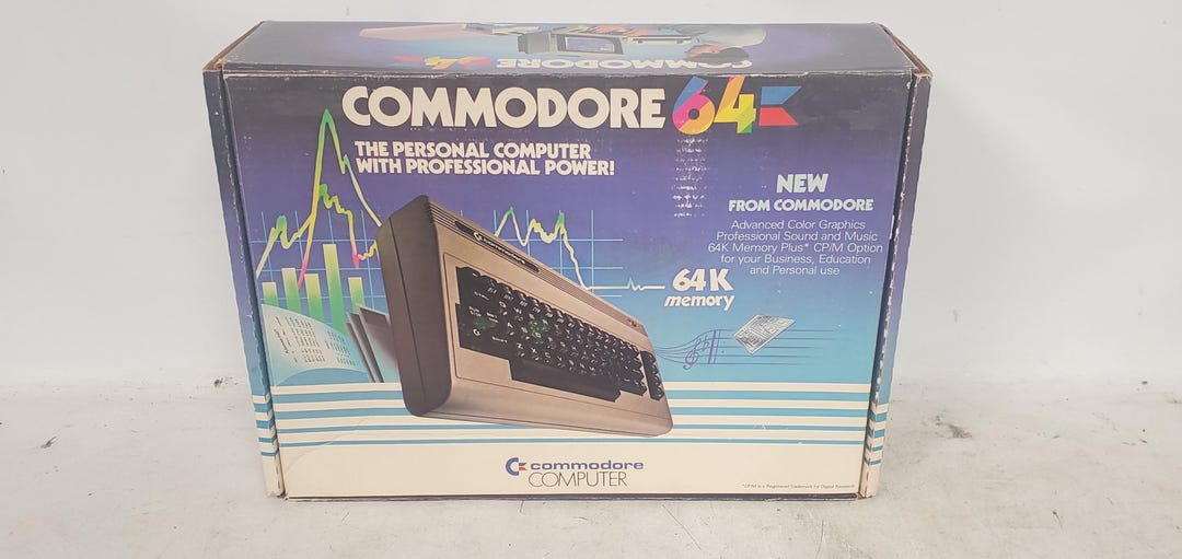Vintage Commodore 64 Personal Computer Halt & Catch Fire HACF Prop BOX ...