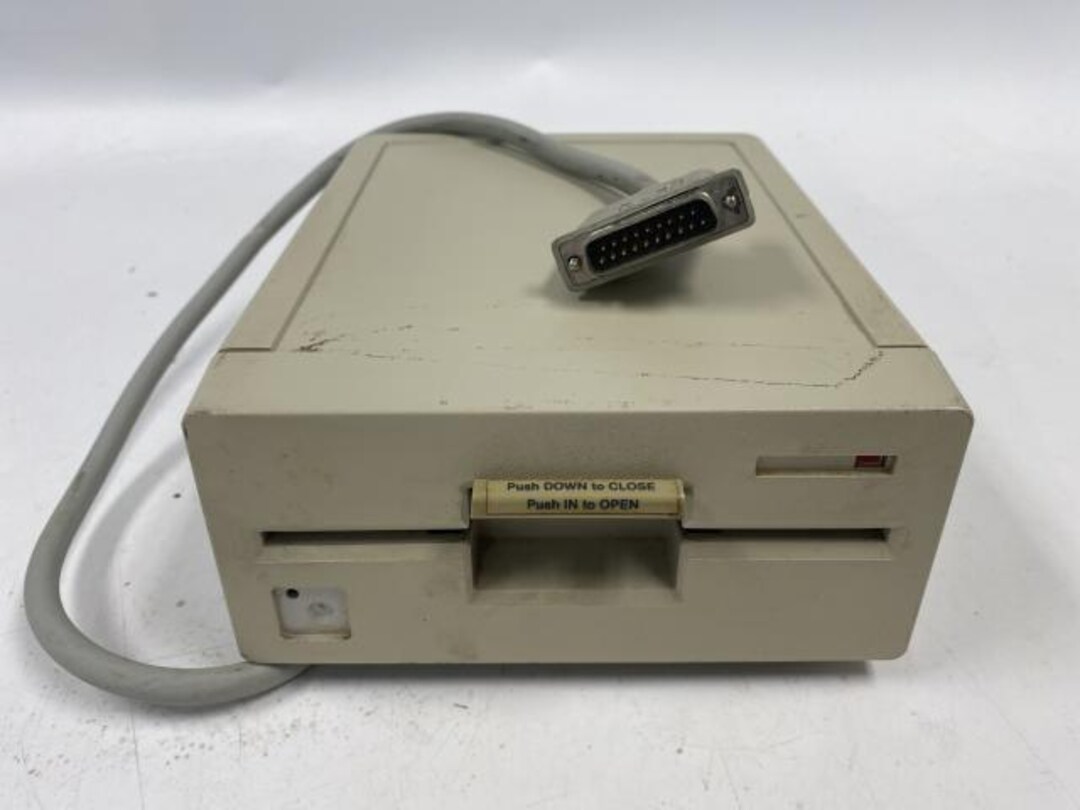 Vintage Apple 5.25" External Floppy Disk Drive A9M0107 Iie Iigs Iic ...
