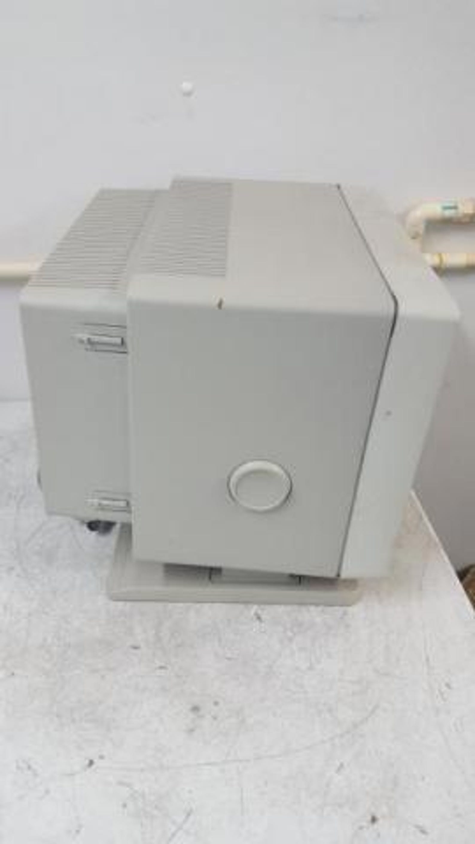 Vintage IBM 3180 15" Adjustable Stand Terminal CRT Monitor - Etsy