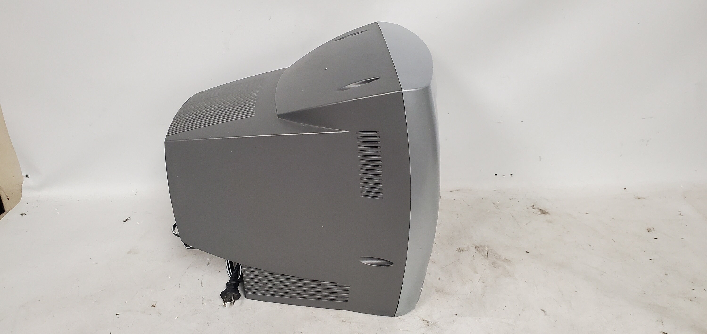 Retro Gaming Magnavox 13MT143S 13" CRT Color Television Monitor 2003 - Etsy