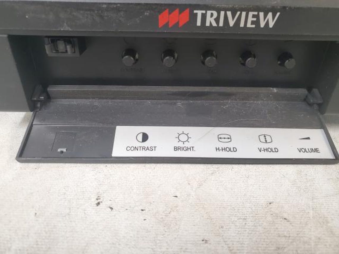 Vintage Tatung Triview TBM-0903 9" CRT B&W Black and White Television Monitor - Etsy