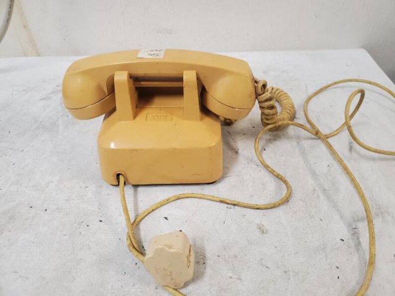 Vintage ITT 50046 LR 30M 176 Corded Rotary Wheel Phone Beige - Etsy