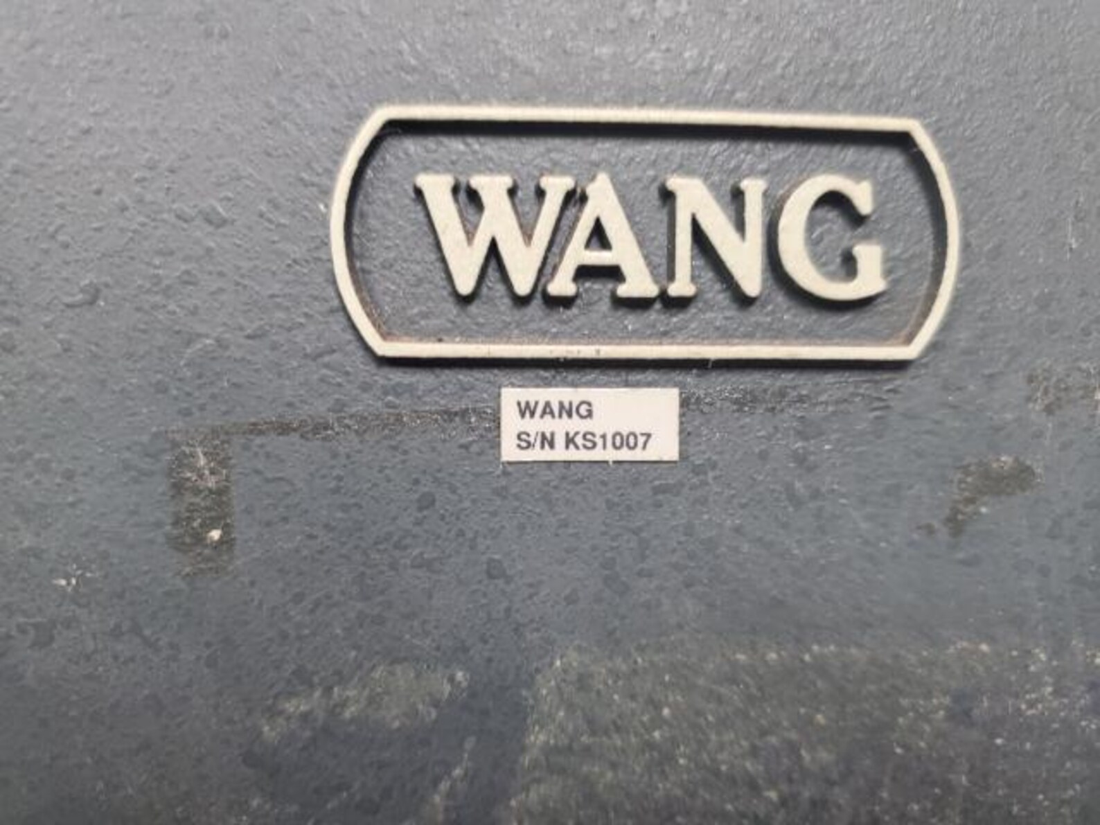 Wang 5506 11" Monitor Computer Terminal W/ Built-in Keyboard Image Burn ...