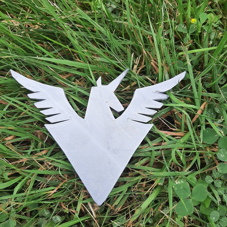 MLP Alicorn Amulet - Etsy