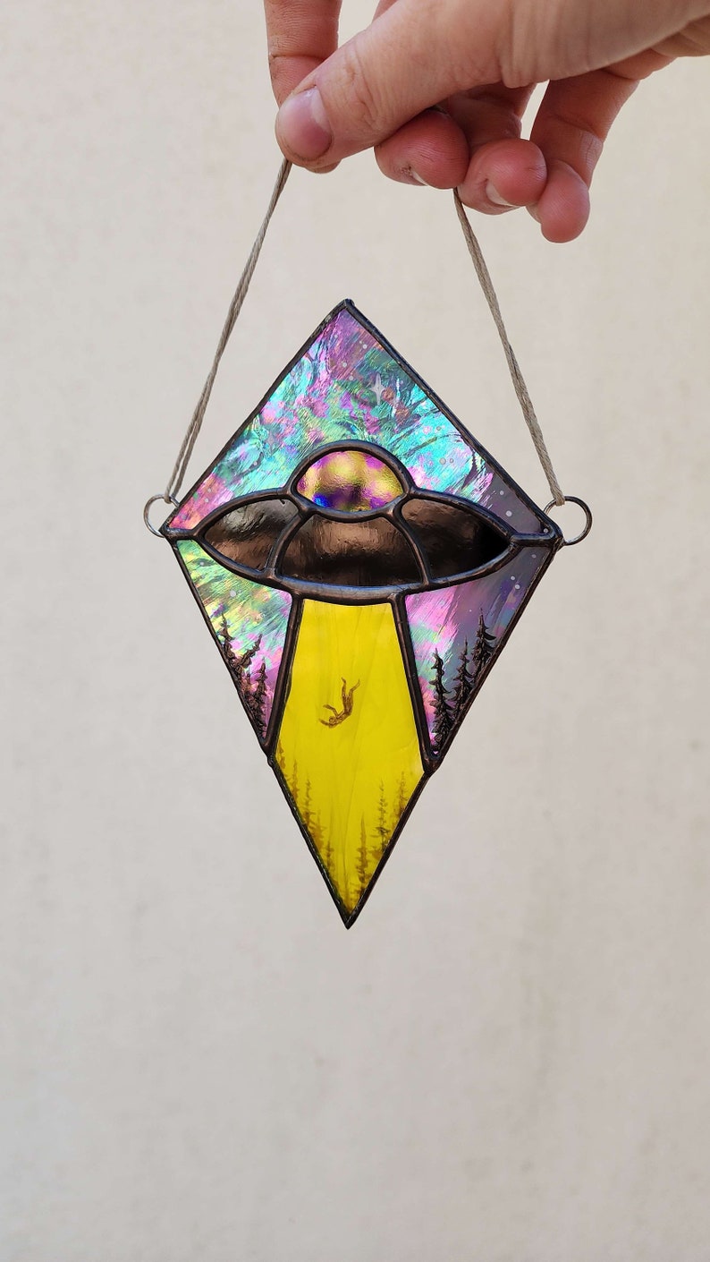 The Visitors : UFO Stained Glass Template - Stained Glass UFO Pattern ...