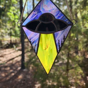 The Visitors : UFO Stained Glass Template - Stained Glass UFO Pattern ...