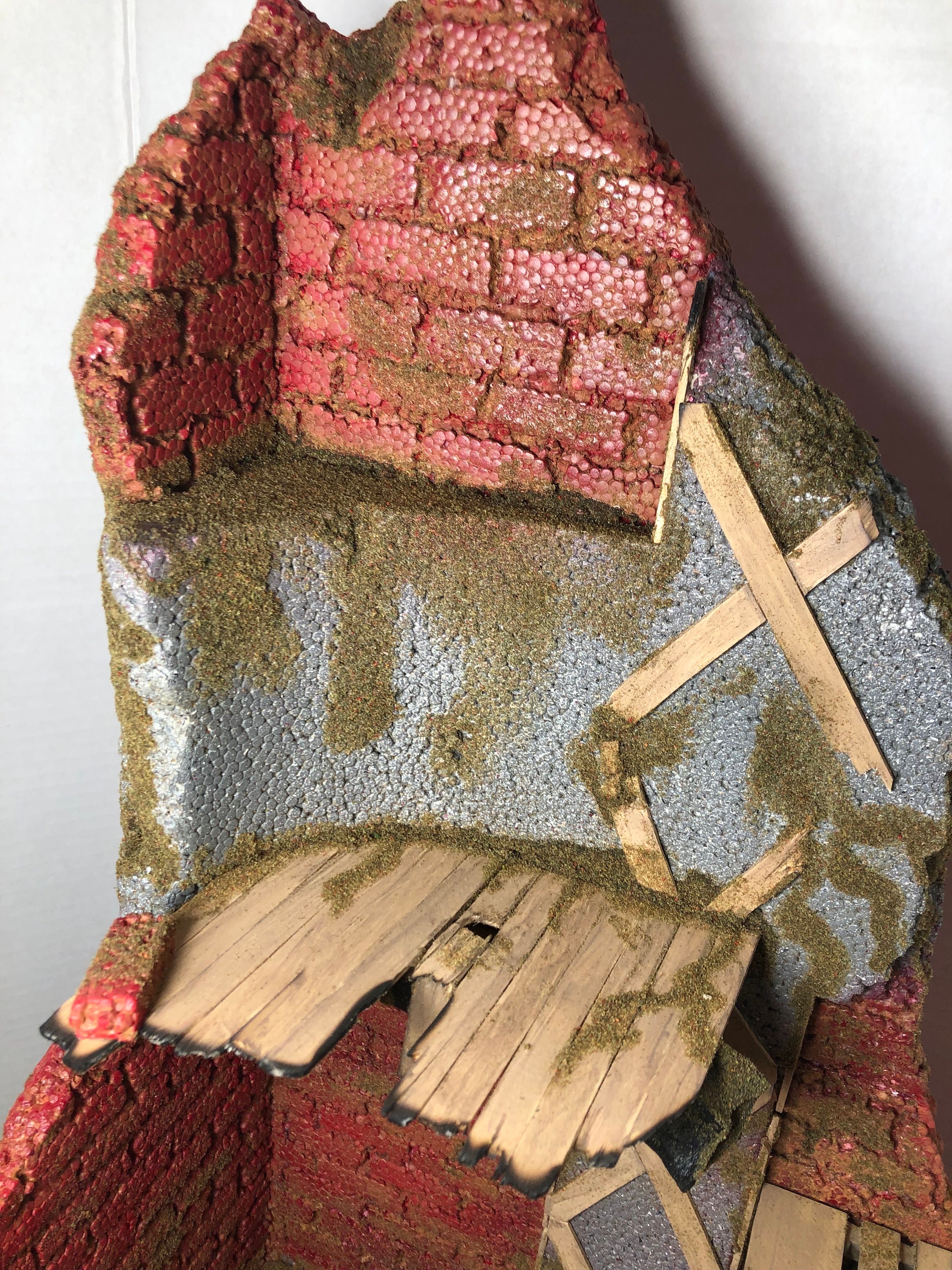 Crumbling Structure Diorama - Etsy