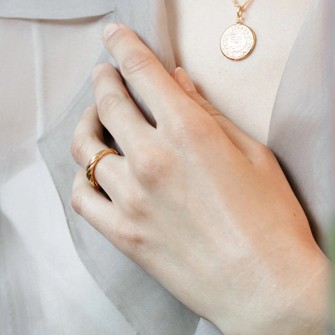 Thin Round Gold Stackable Ring, 18K Solid Gold, Stacking Rings, Dainty ...