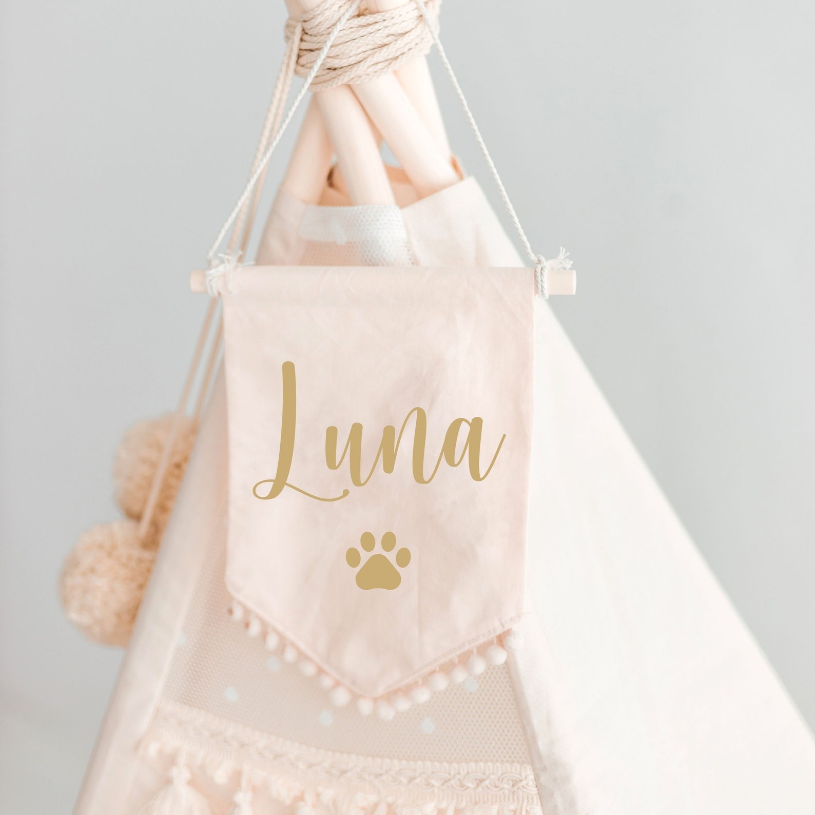 Pet Name Flag Custom Pennant Flag Banner for Dog or Cat | Etsy