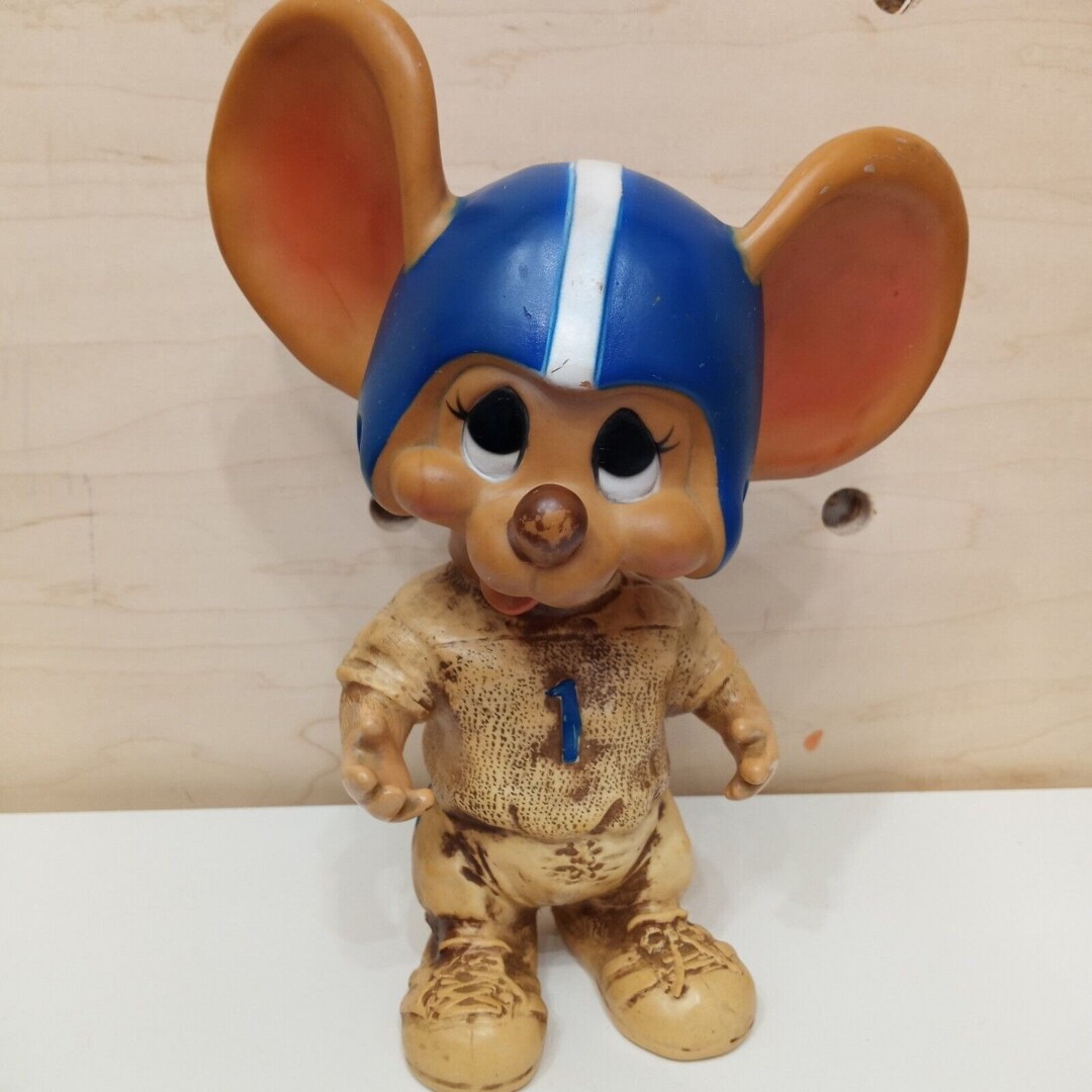Vintage Mouse Football Player Vinyl Piggy Bank. Marked Huron Prod. Co ...