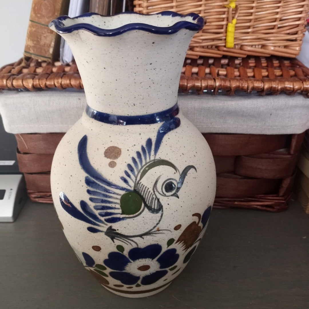Vintage Signed Mexican Scalloped Pottery Vase Handpainted Bird Blue ...