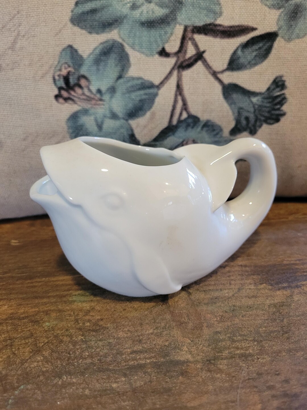 Vintage HIC Japan White Porcelain Whale Shaped Creamer/gravy Boat - Etsy