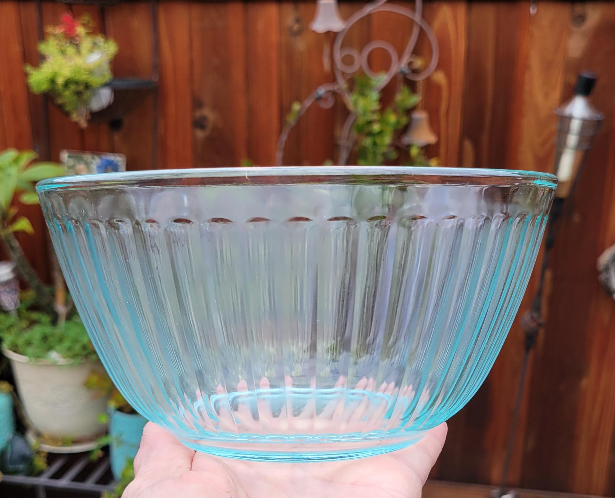 Pyrex Sculpted Mixing Bowls Clear Aqua Glass With Ribbed Design - Set ...