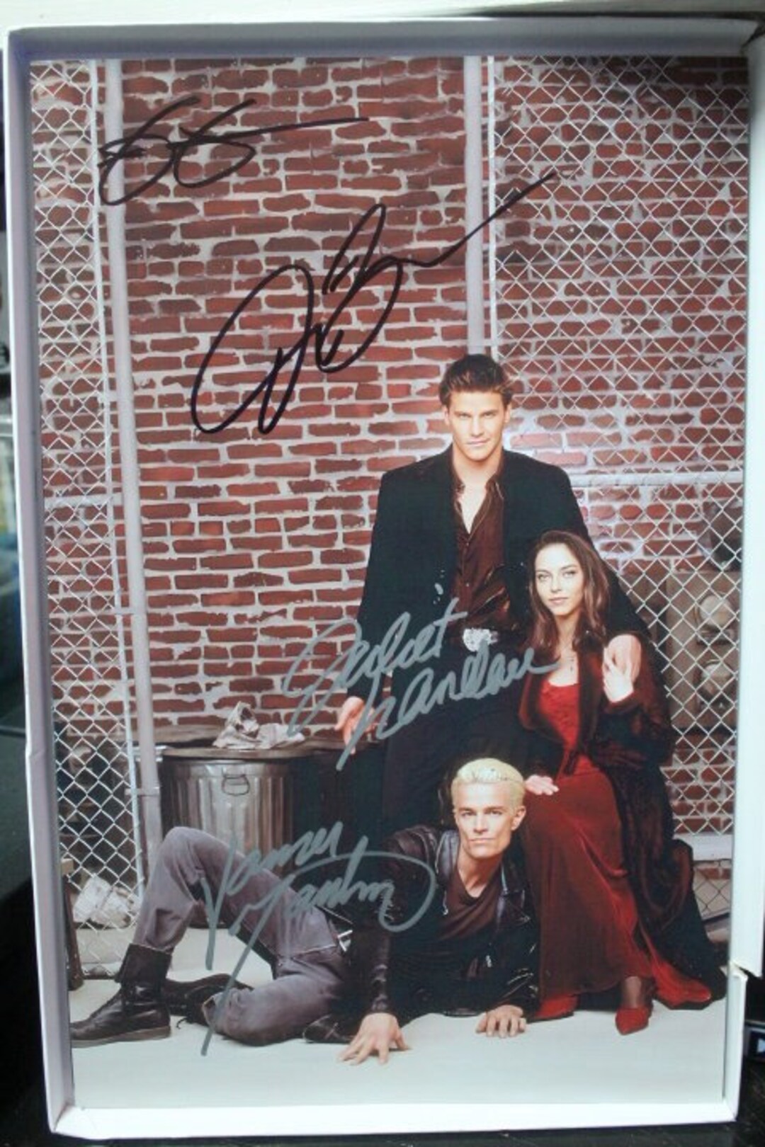 Signed Poster - Tv Series - Buffy the Vampire Slayer - Angel 11x17 ...